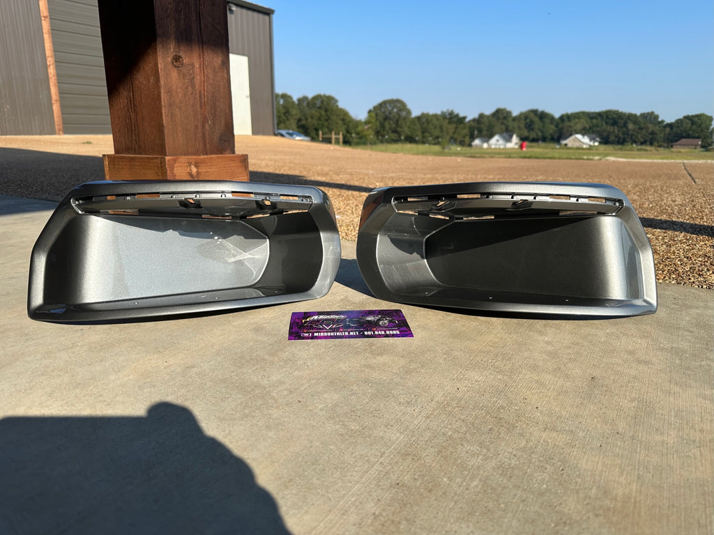 2020-2025 Gm rear bumper step shrouds painted – MidsouthLED