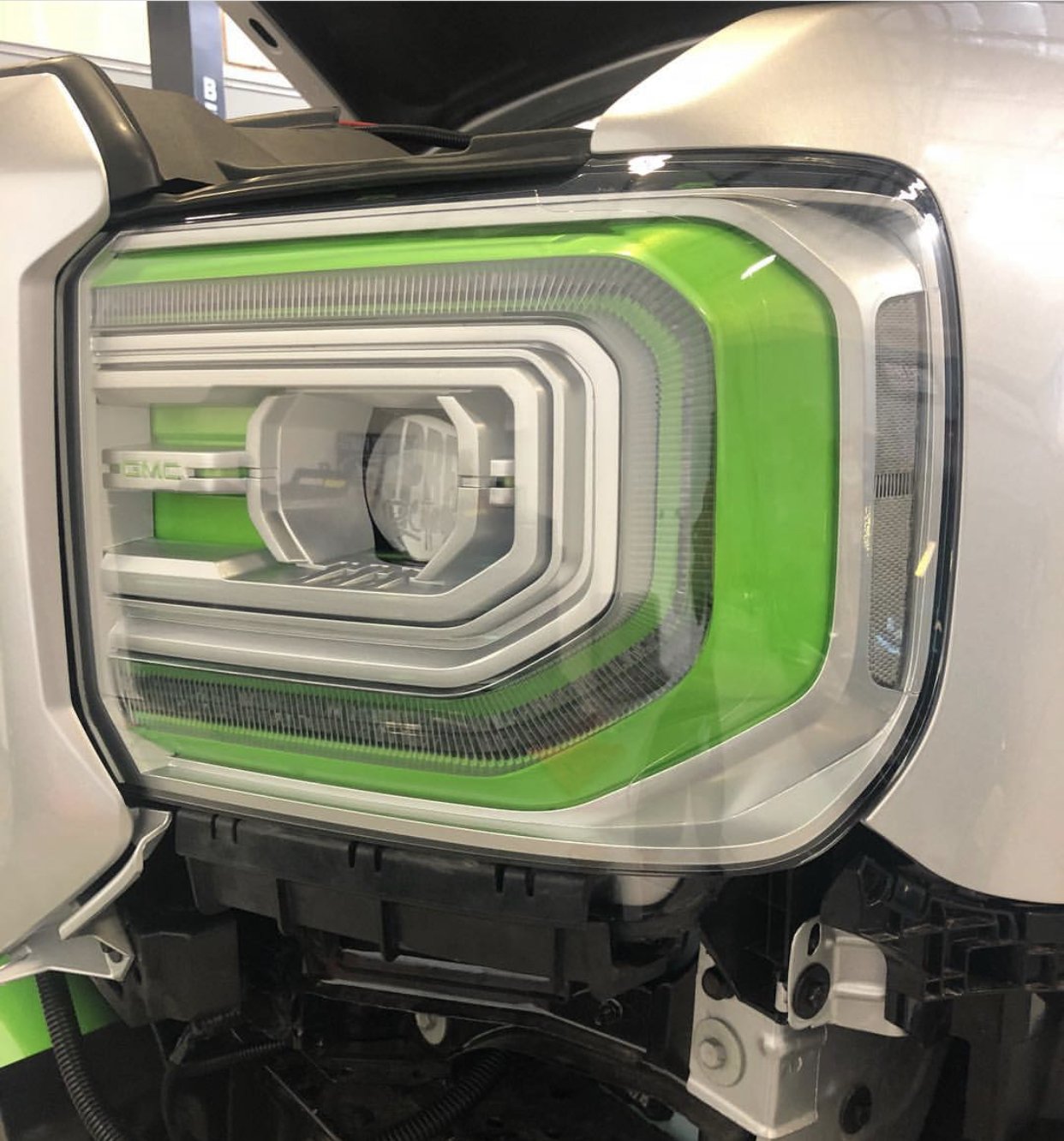 2016-2018 GMC Sierra Denali 1500 Style Headlights – MidsouthLED